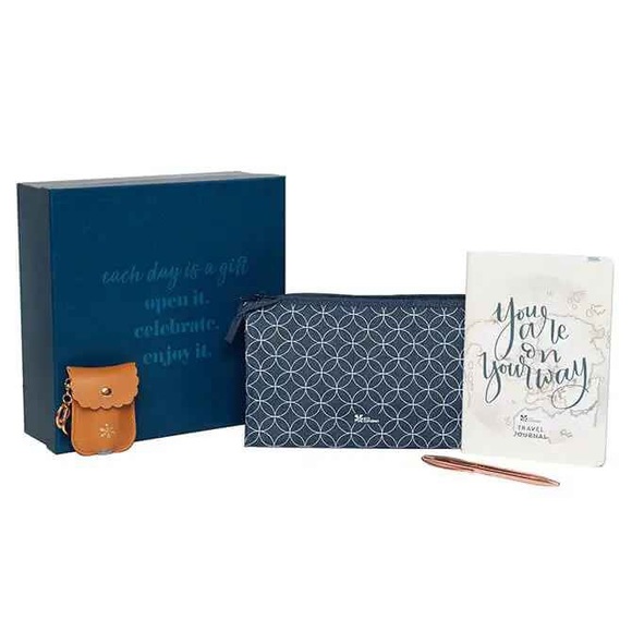 Erin Condren | Other | Nib Erin Condren Travel Gift Set | Poshmark